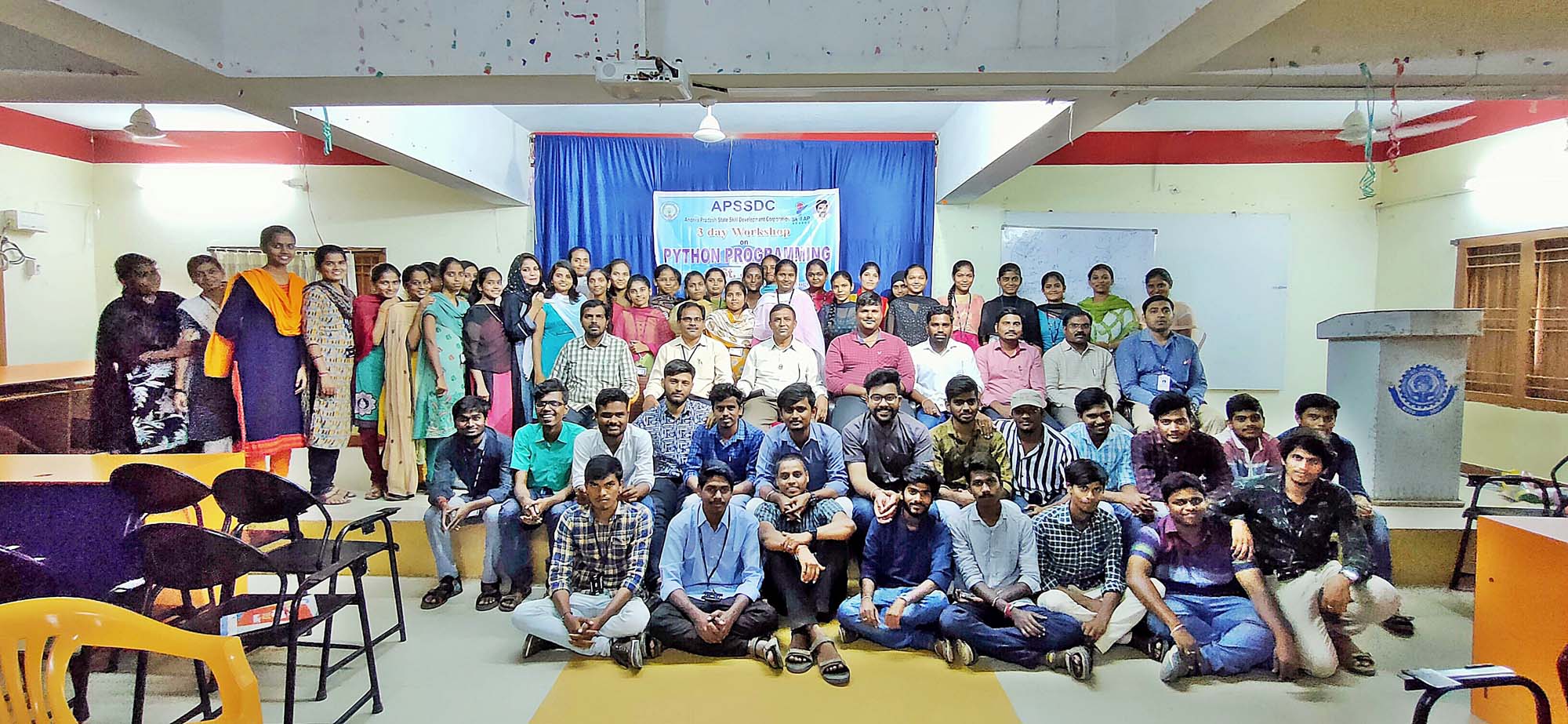 St. Johns College of Engineering & Technology